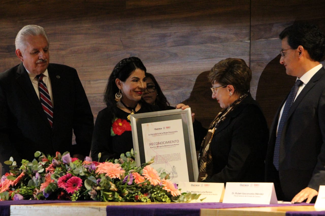 Rinde SMO homenaje a la Ministra Margarita Luna Ramos